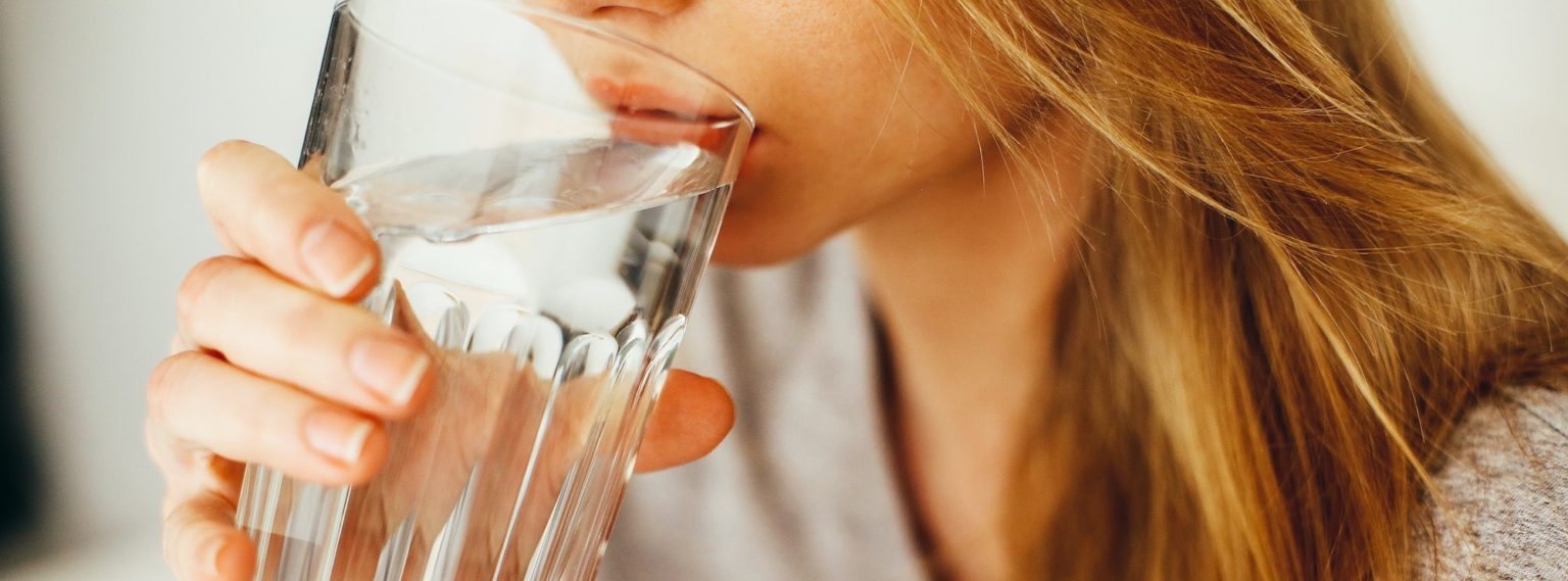 How Does Water Benefit My Teeth? | Lane & Associates | Blog